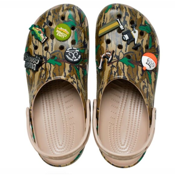 CROCS | Shoes | Luke Combs X Crocs Classic Clog Camo Bootleggers Mens 7 ...